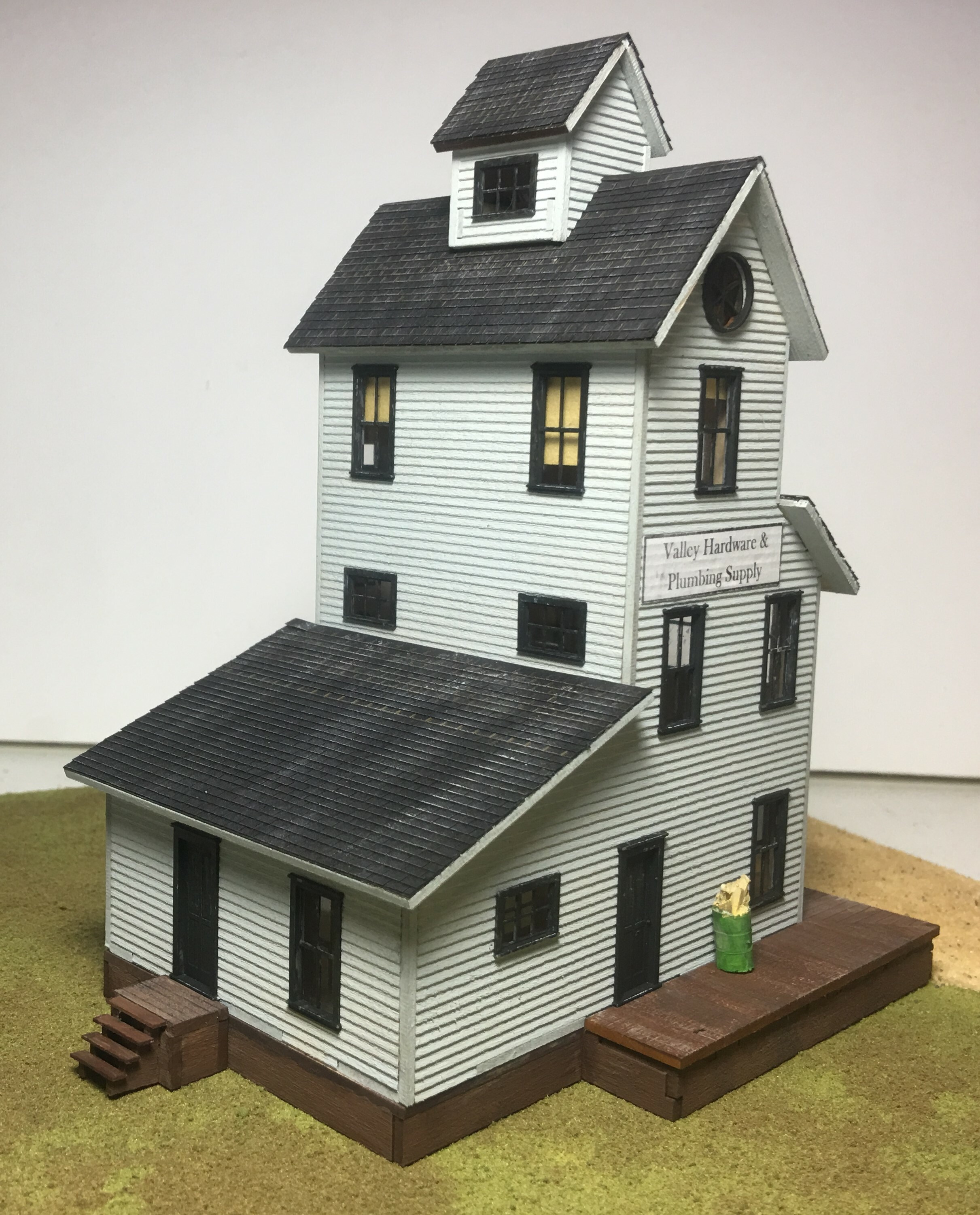 HO-Scale Structures | HO-Scale Model Buildings