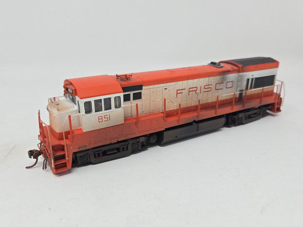 Pre-Owned: Atlas Master GE U30B (DCC and Sound) St Louis - San Francisco (SLSF) 846 - HO Scale ...