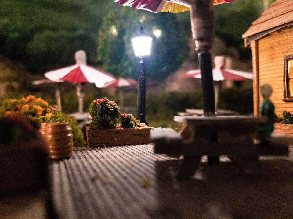 Model Train Lighting | Midwest Model Railroad