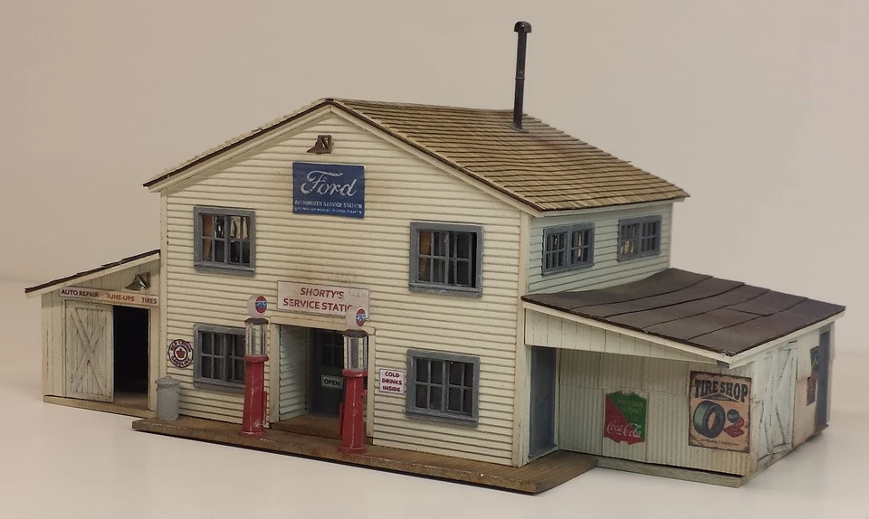 Rail Scale Models HO-0105 - Shorty's Service Station - HO Scale Kit ...