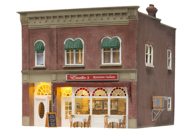 Woodland Scenics BR5055 - Emilio's Italian Restaurant - Built & Ready ...