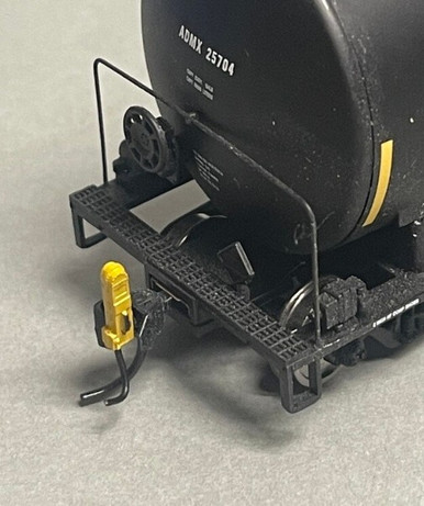 Wallace Locomotive Works SCAL-005A - Scal-EOT DPS-200 Yellow 4 Pack ...