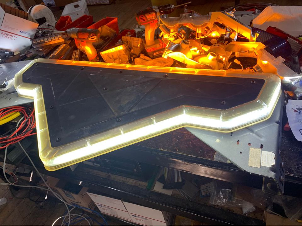 44" Federal signal Valor DUO Blue White front Blue Amber rear - J ...