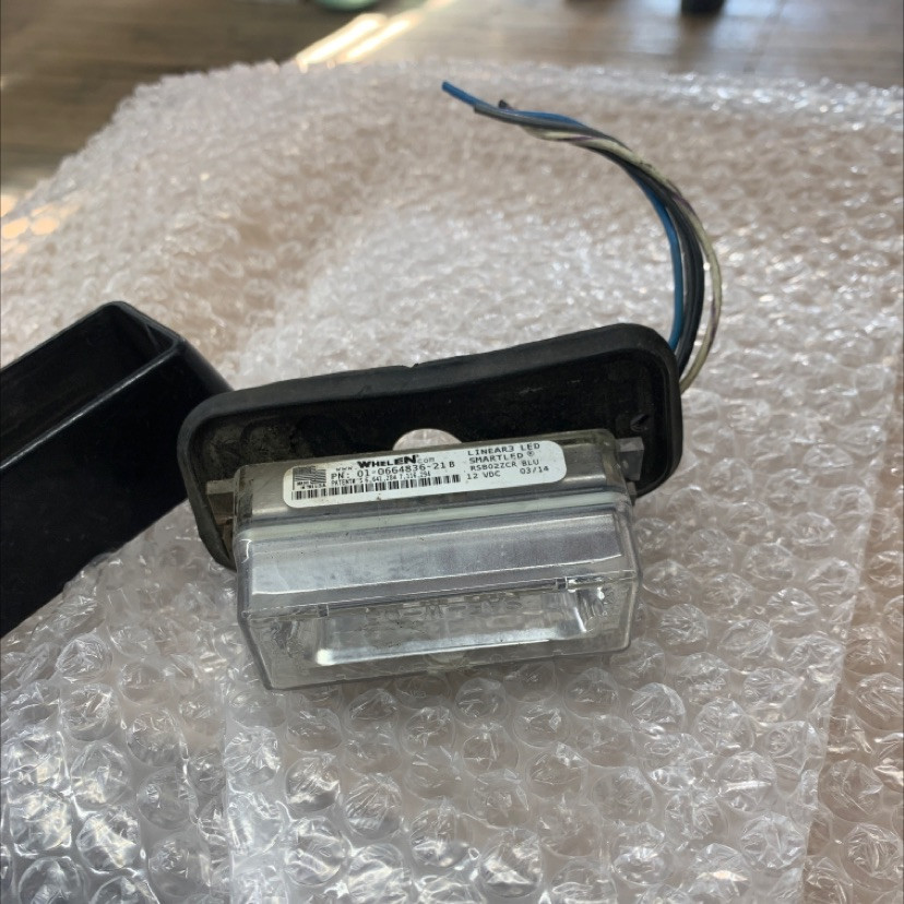 Whelen LIN3 4 Wire AMBER