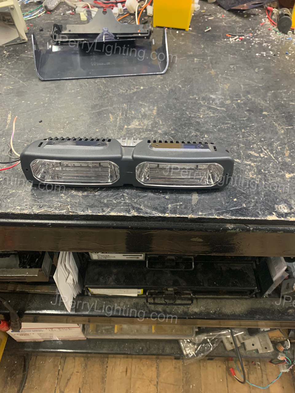 Whelen Dual RED BLUE Avenger 4 wire SYNC AVNS2RB 4 wire