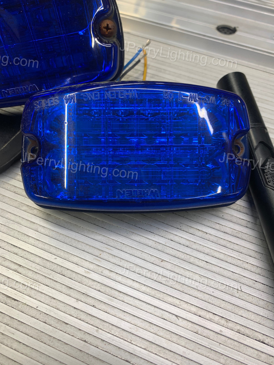 Whelen M4 BLUE 5 wire W CRUISE