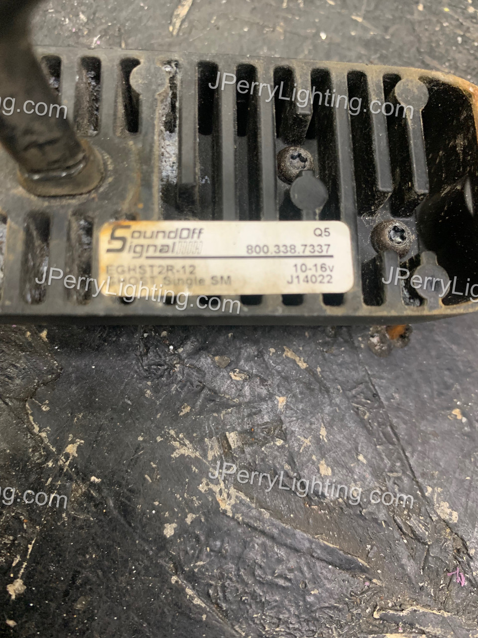 SoundOff Signal GHOST SURFACE MOUNT RED EGHST2R-12