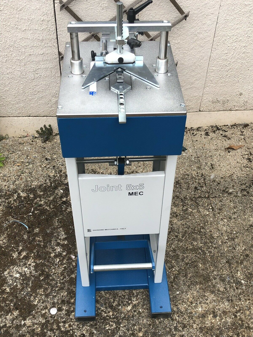 Foot Operated PILM Underpinner