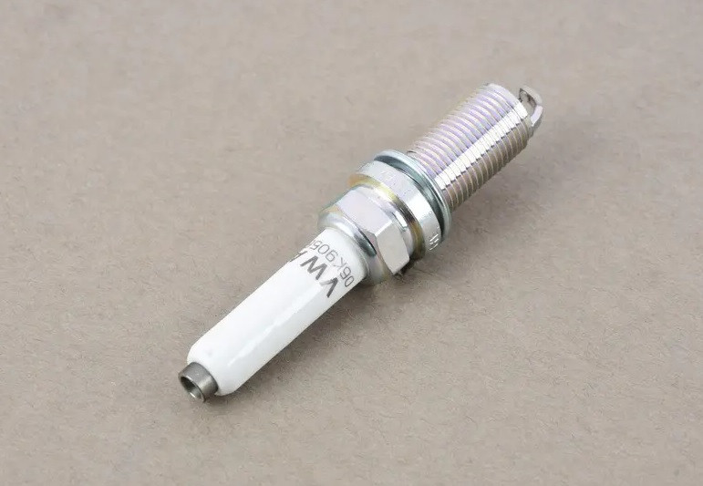 VW OEM Spark Plug (06K-905-601-K) for VW 2020+Atlas 2.0T/MK7.5 GLI, GTI ...