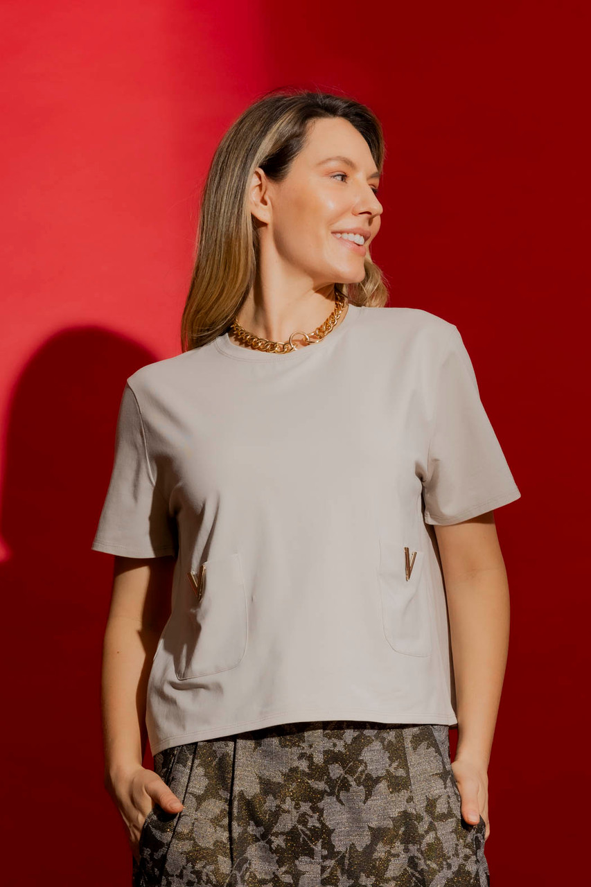 Putty Pocket T-Shirt | Elevated everyday essentials