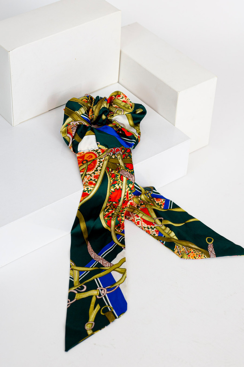 Green Chains Scrunchie - Motto