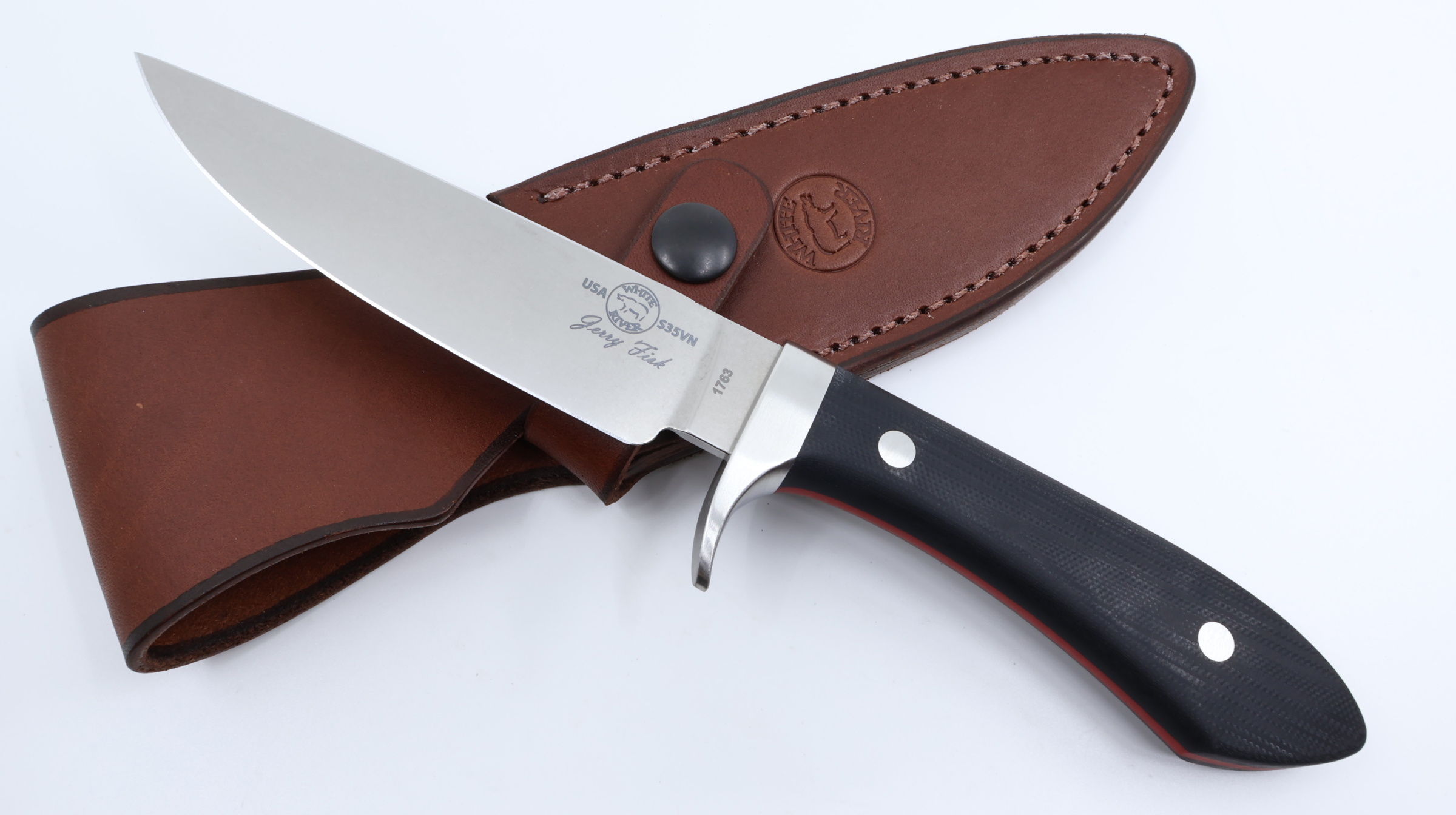Custom Sendero Classic - Black G10/Red Liner