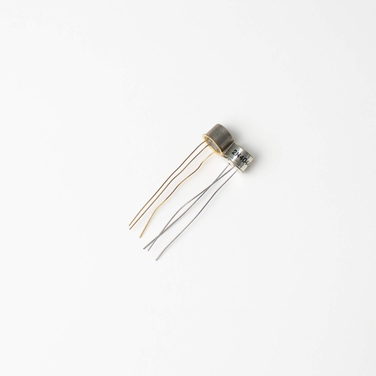 2N404A Germanium Transistor PNP - synthCube