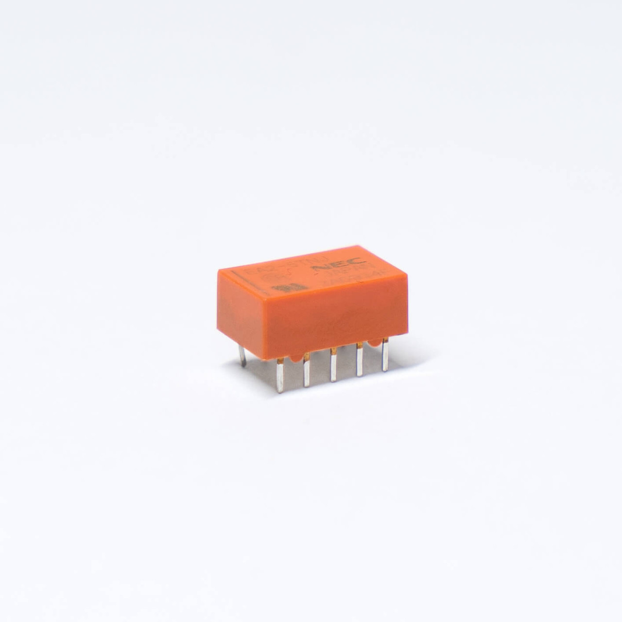 Relay, DPDT, 5-Volt, Double Coil Latching - synthCube