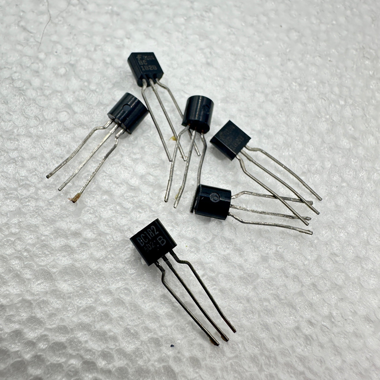 BC182B Silicon Transistor NOS Fairchild - Rare & Reclaimed - synthCube