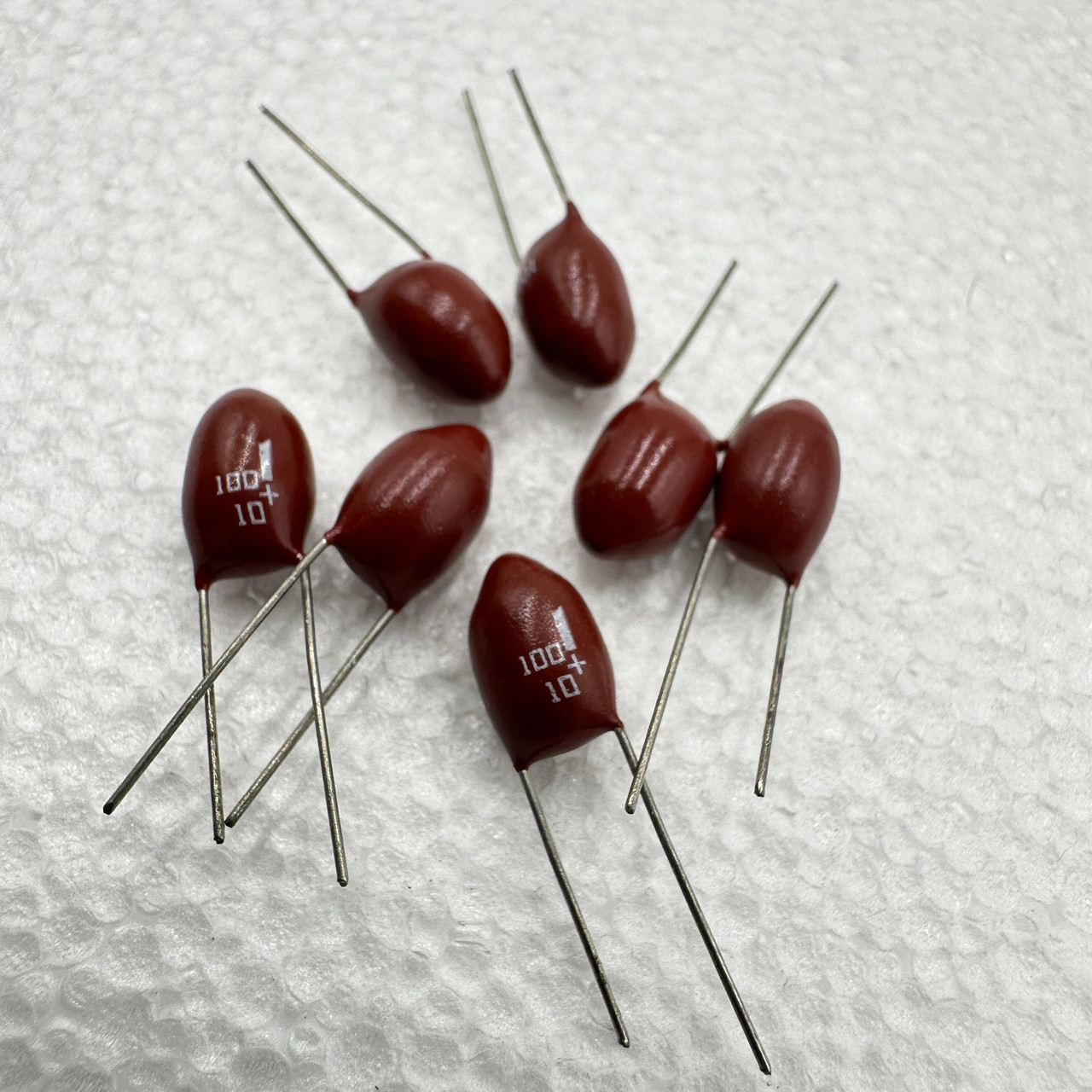 Panasonic 100uf 10v 20% Radial Tantalum Capacitor ECSF1AE107