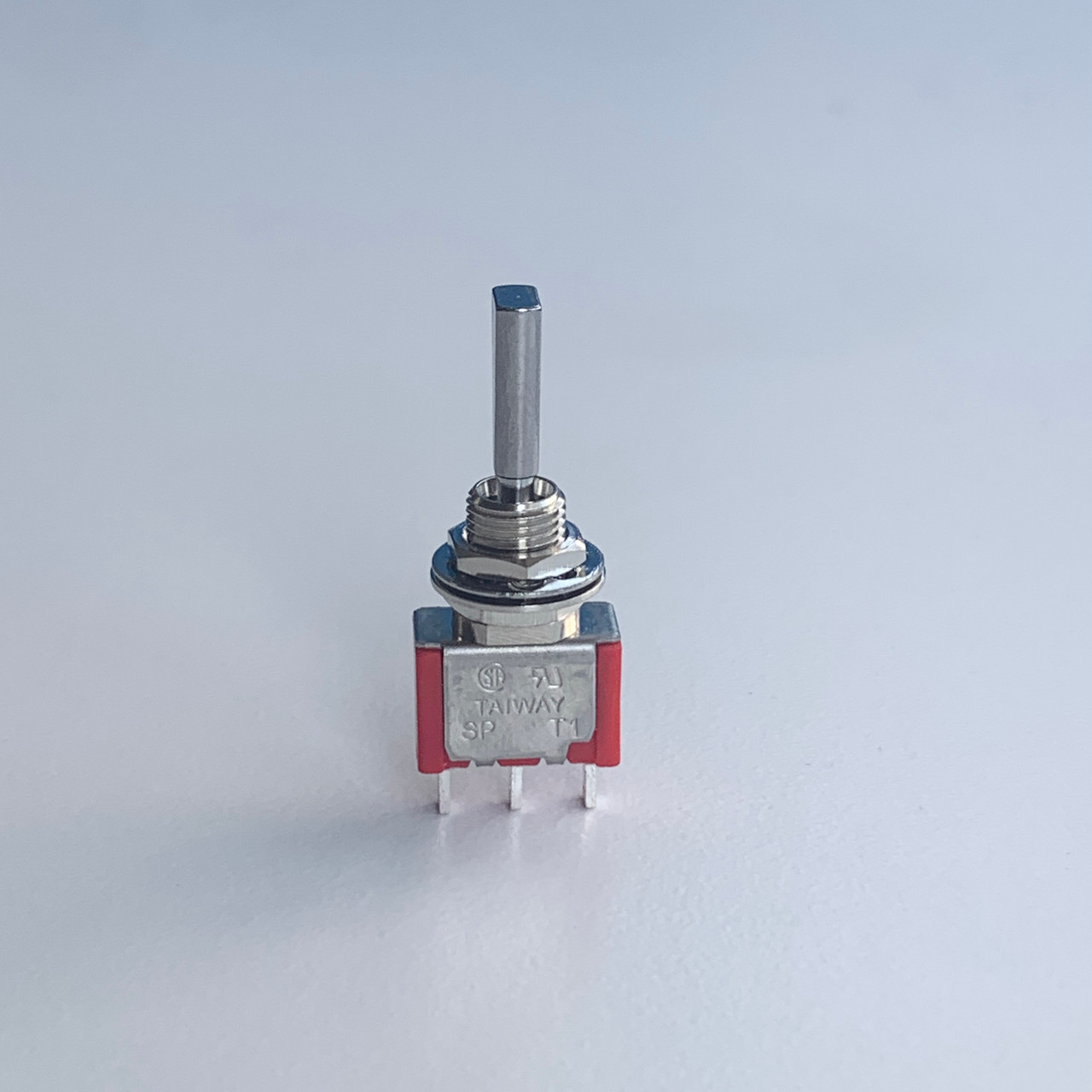 Mini Toggle Lug SPDT ON-OFF-ON PADDLE