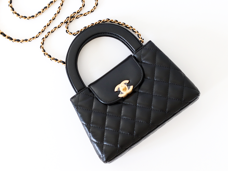 Introducing the Latest Addition to the Chanel Family: The 23K Kelly Bag ...