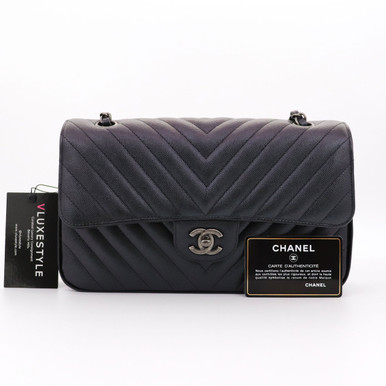 Chanel Classic Medium Double Flap 17B Iridescent Black Chevron Caviar ...