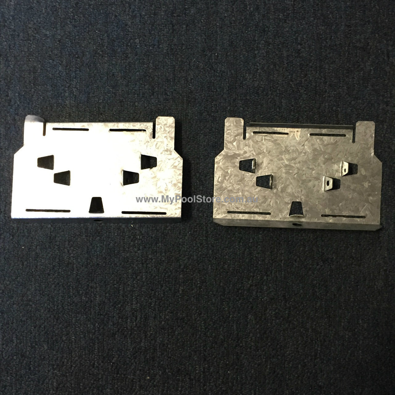 Pool World Top Post Plate - Buy online at MyPoolStore.com.au