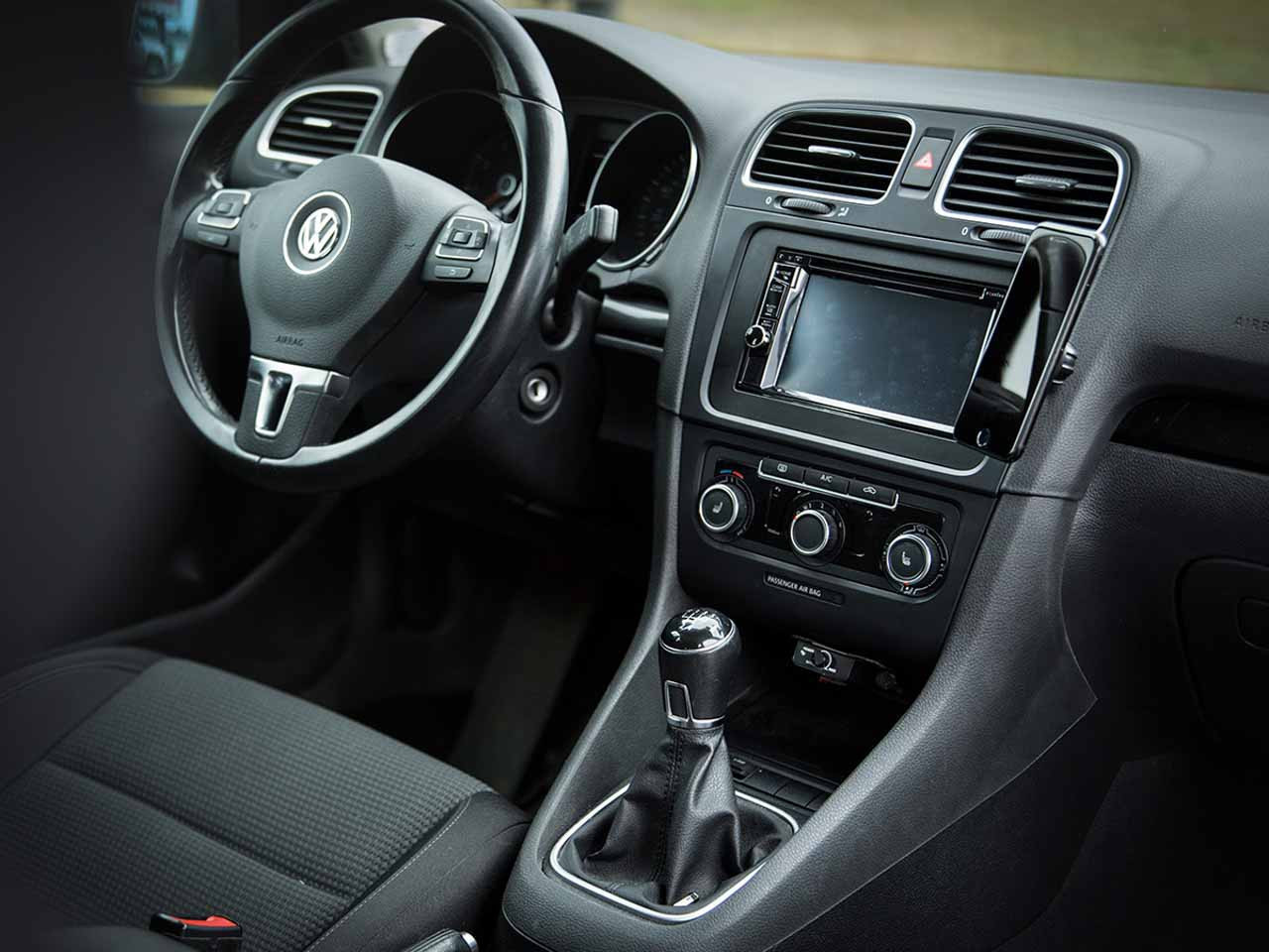 Vw golf phone holder store