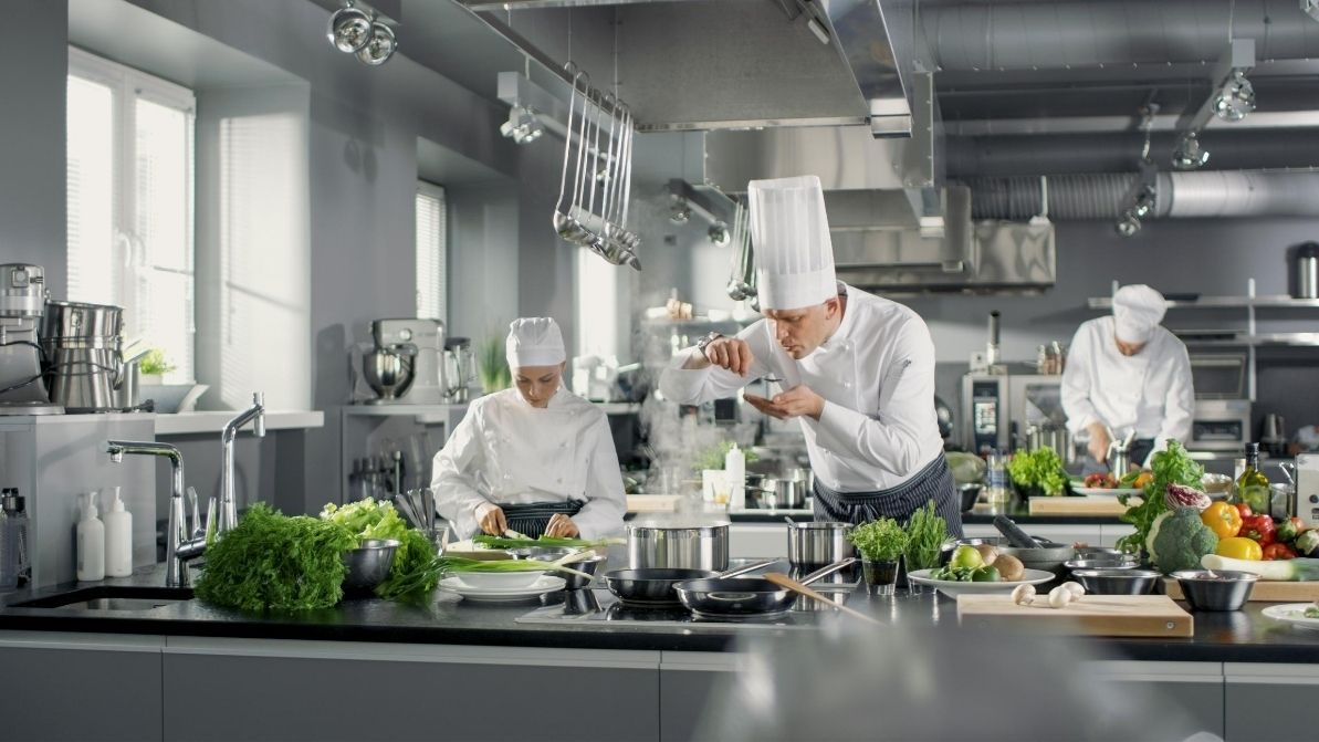 Tips for Creating an Efficient Hotel Kitchen - Pro Restaurant Equipment