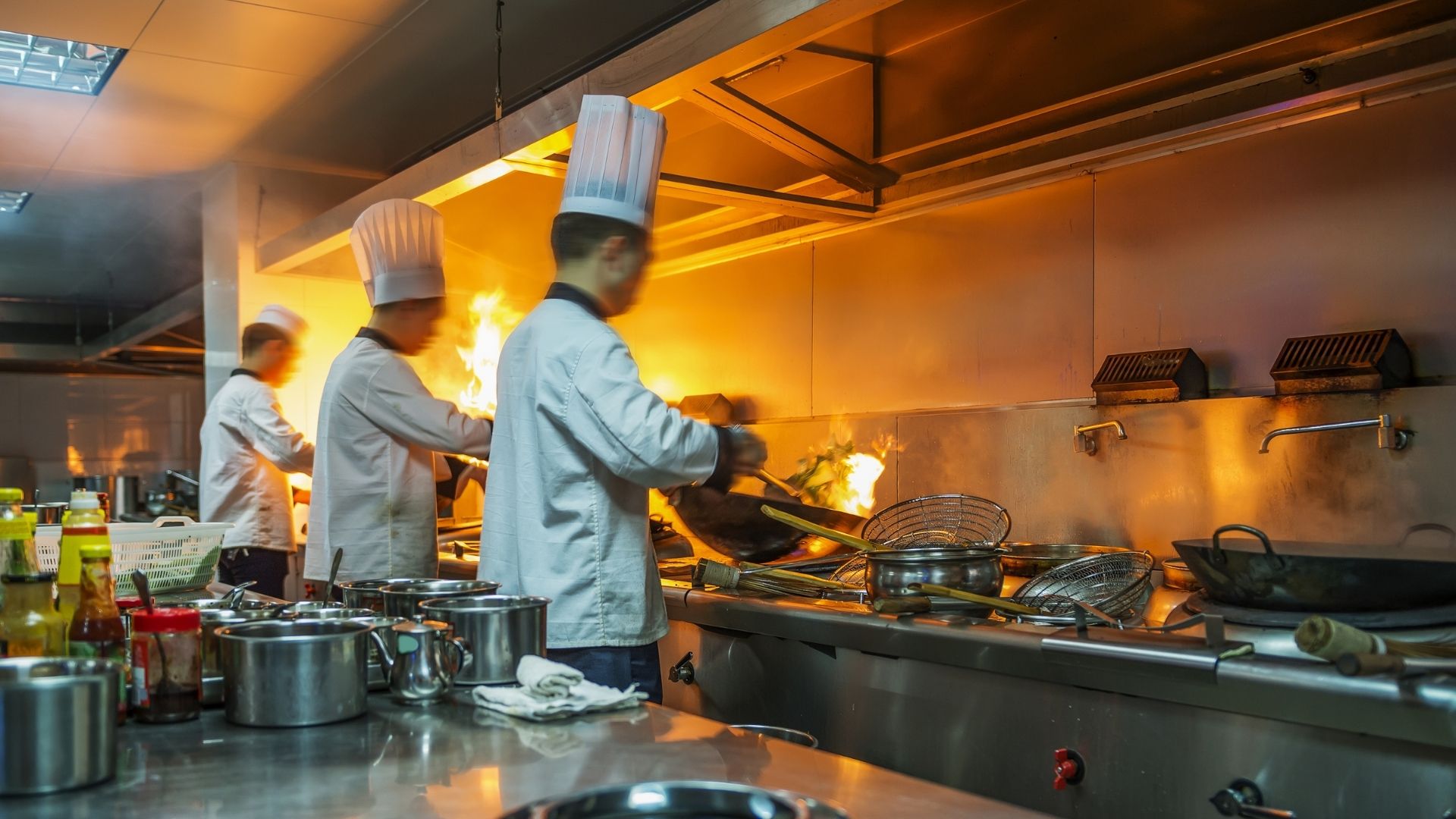 Tips for How To Scale Your Restaurant - Pro Restaurant Equipment