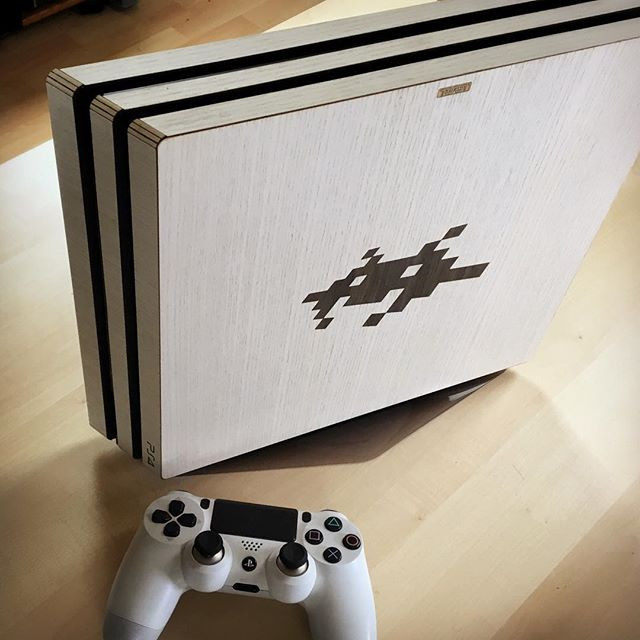 Custom Gaming Covers (wood) - Toast