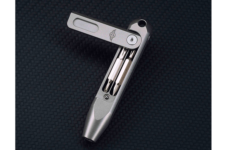 Olight Otacle D1 Titanium EDC Multi-Bit Driver - DLT Trading