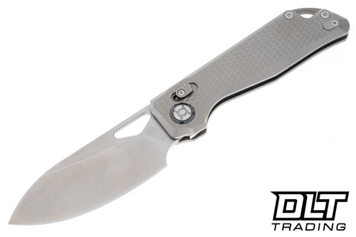 Kunwu Pulsar Xl Diamond Texture Bead Blast Titanium Satin Elmax Blade