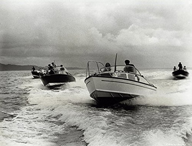 Film still of Sean Connery on a boat Photo Print -10 x 8 ...