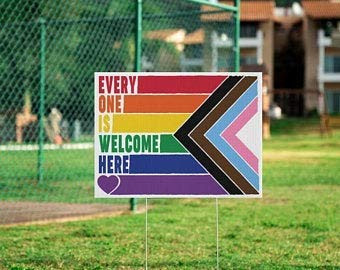Himanjia Everyone is Welcome Here Funny Yard Sign Peace Funny Yard Sign ...