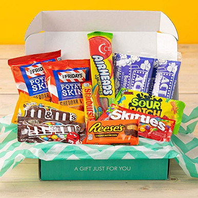 Movie Night Snack Box -Variety Pack of 11 Full Size Candy- Chocolates ...
