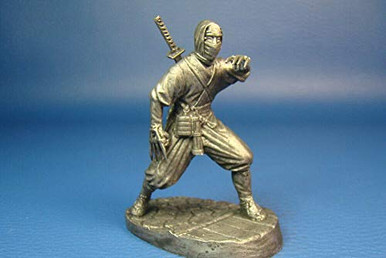 Japan Ninja with a Sword and Claws 15th Century 1/32 Scale Unpainted ...