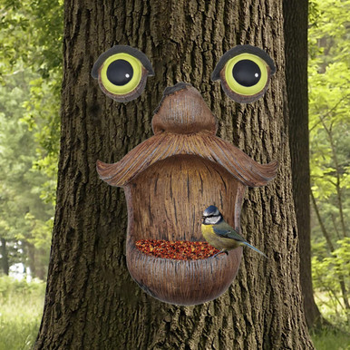 WOERTE HOME Outdoor Tree Face Bird Feeder Room, Fun Outdoor Decorations ...