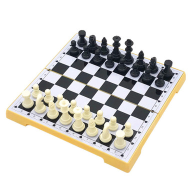 DEMYA Magnetic Chess Set Mini Folding Chess Set Plastic Chess Board ...