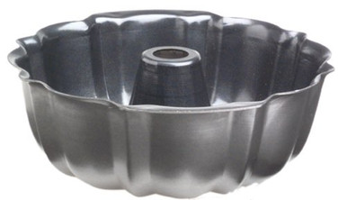 Nordic Ware Pro Form Heavyweight 12 Cup Bundt Pan - Warehousesoverstock