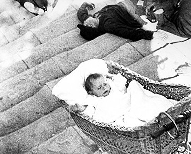 Battleship Potemkin 1925 Nafter The BabyS Mother Has Been Shot In The ...