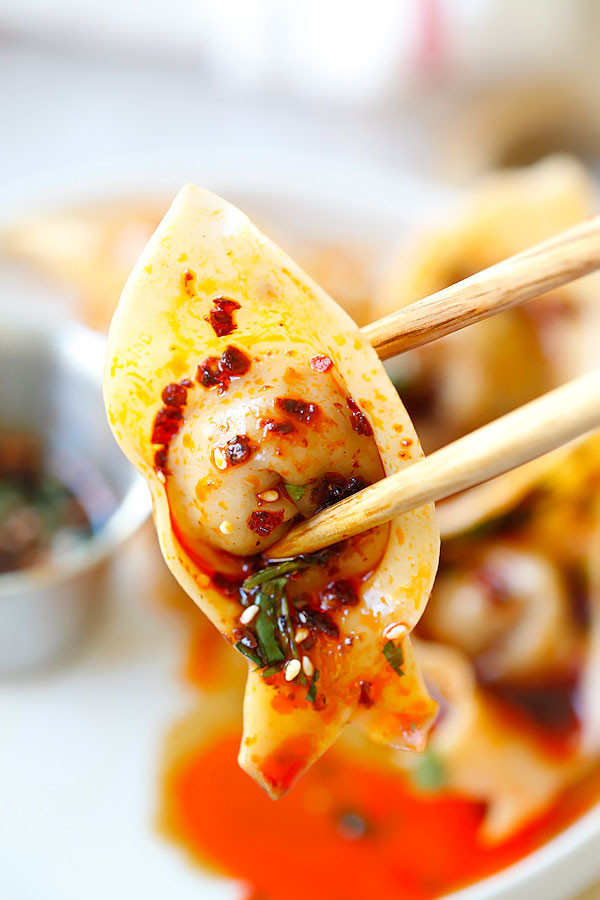 Sichuan Red Oil Wontons Recipe (红油抄手)