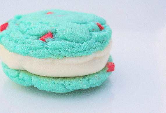 Blue Raspberry Chunk & Buttercreme Cookies - One Dozen