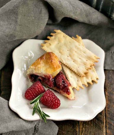 Holiday Foods Raspberry Brie En Croute - 100/Case