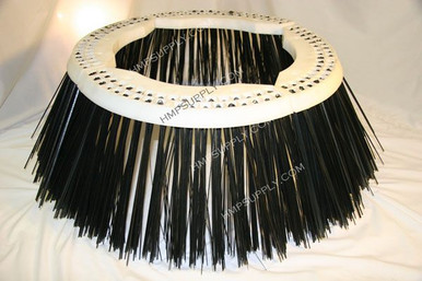 ELG 1015558 / 7873226 4-Section Wire Gutter Broom| hmpsupply