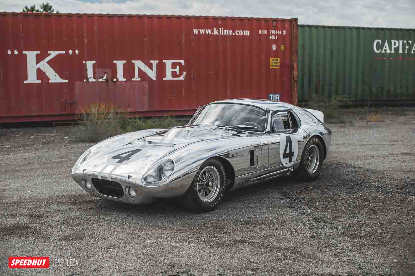 Gauges: Universal-Fit, Custom and High-Performance | SPEEDHUT®