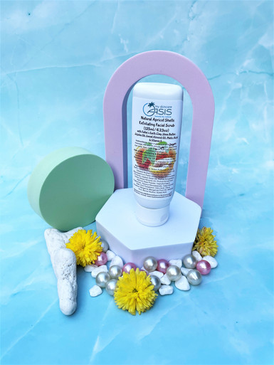 Natural Apricot Shells Exfoliating Facial Scrub