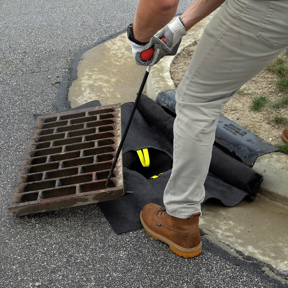 Storm Sentinel® Curb Basin Insert | ENPAC