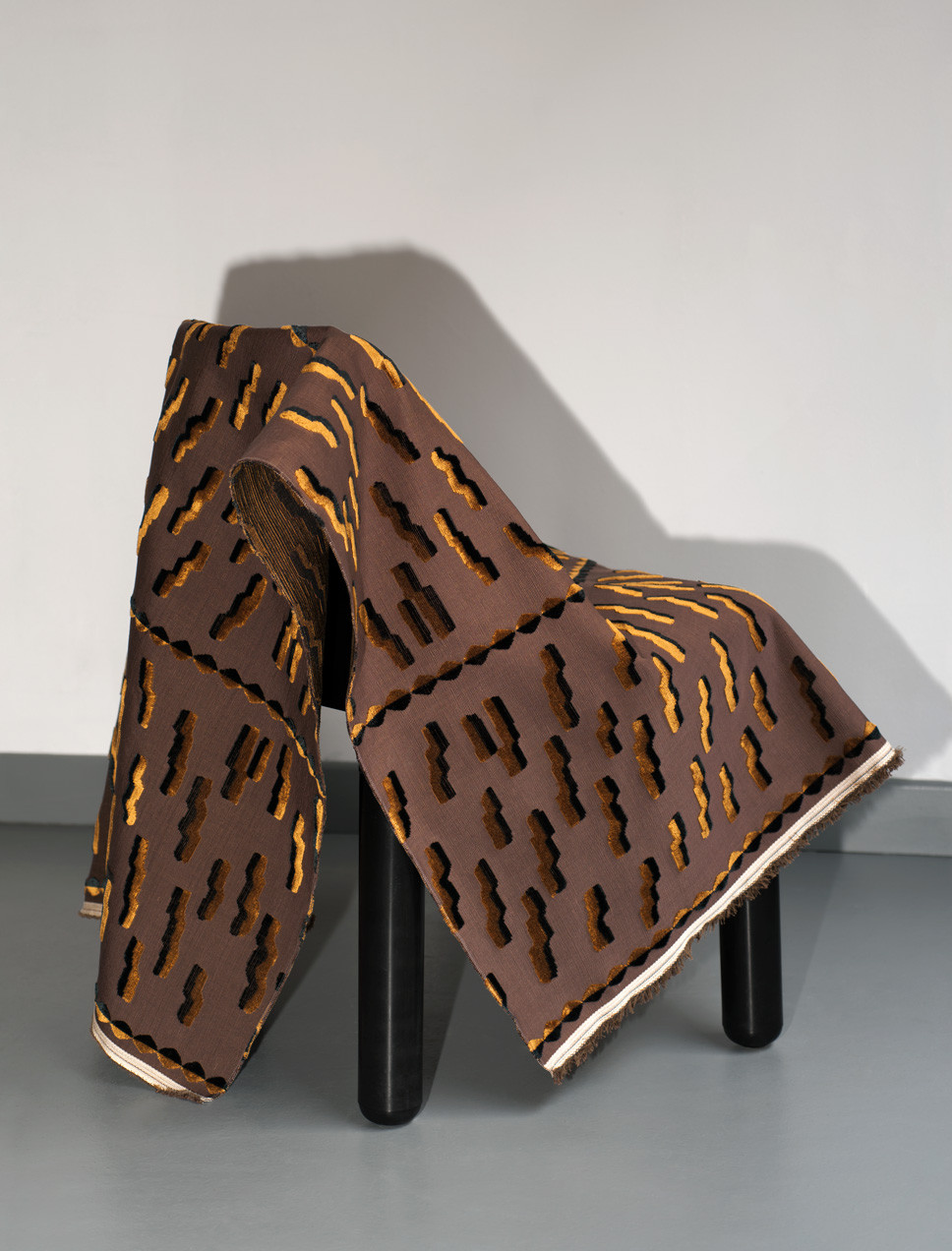 Jacquard velvet with tiger coat Tiger Beat | Dedar Milano