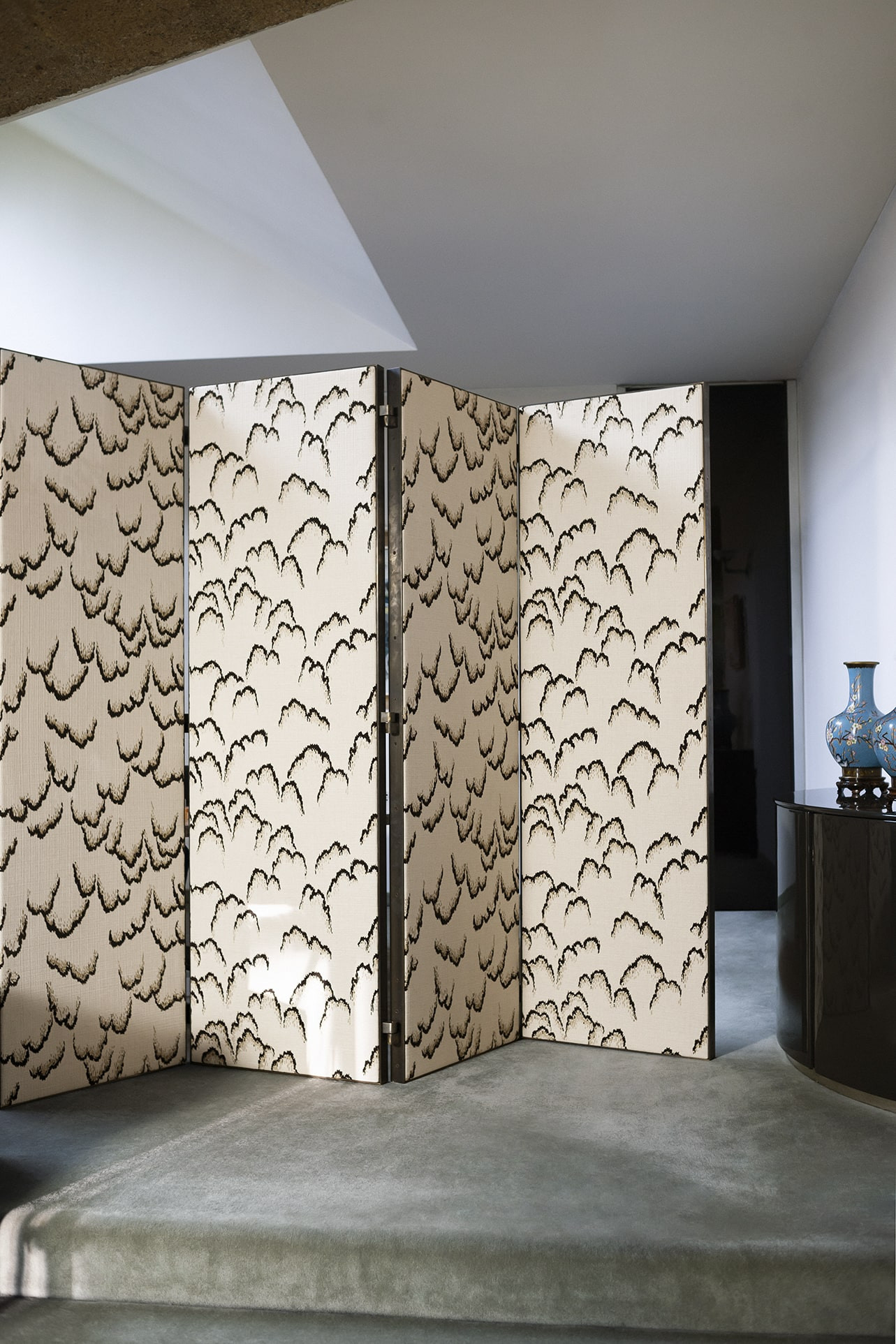 Artisanal flock on an irregular panama weave Lilaz | Dedar Milano