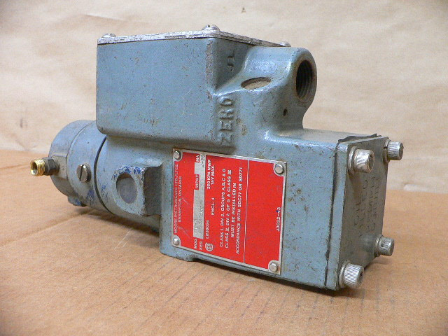 Moore Instruments Ltd. 77B-8 Model Transducer - Fen Industrial