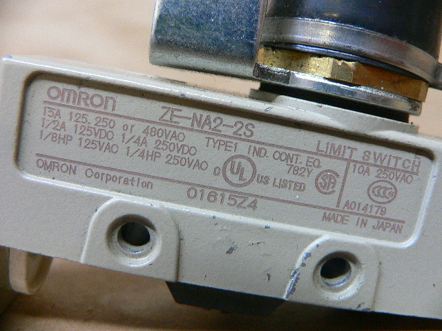Omron Limit Switch , Ze-Na2-2S - Fen Industrial