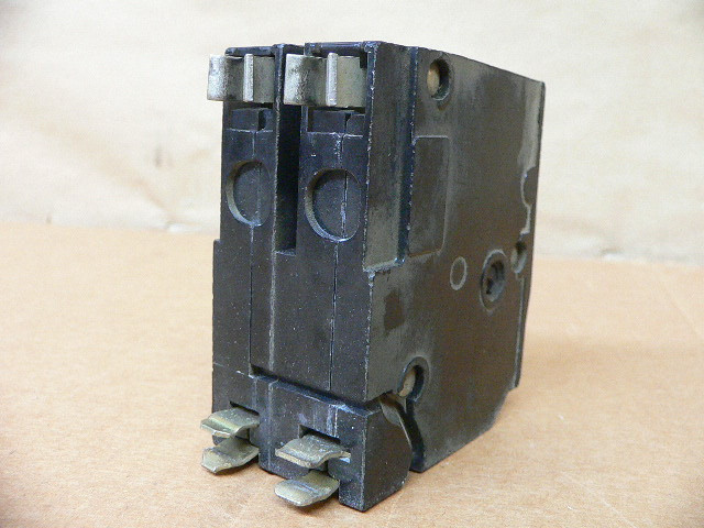 SQUARE D QO220 20 AMP 2 POLE 240V CIRCUIT BREAKER TYPE QO - Fen Industrial